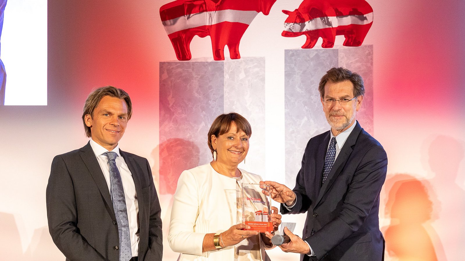 Wiener Börse Preis 2022: Verleihung des VÖNIX Nachhaltigkeits-Preises an Agrana, BKS Bank und ...